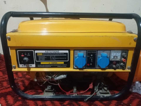 Divijok 3.5 kv xolati yaxshi kup ishlatilmagan usto kurmagan