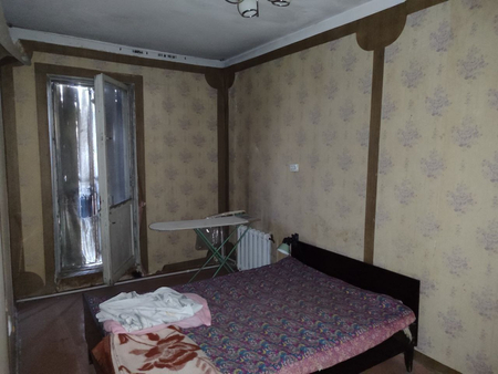 Срочно продается 3-9-9 Чиланзар 20А  общ.пл 72кв.м