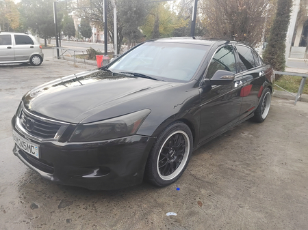 Honda accord 2008 года