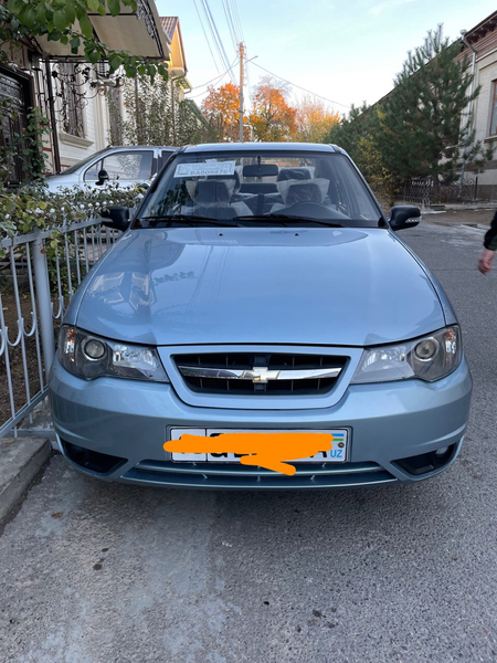 nexia 2 сотилади