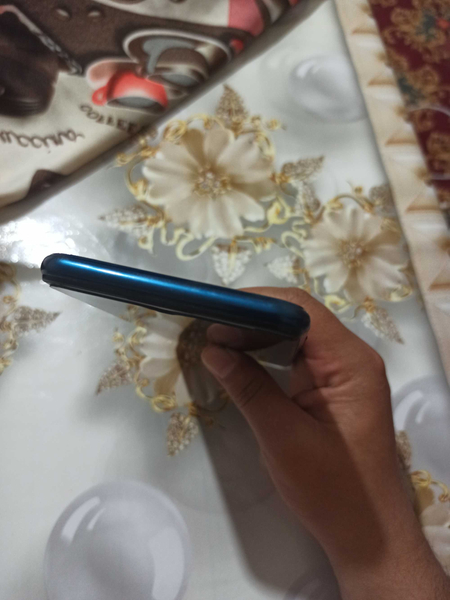 Vivo y11  kók  32 gb