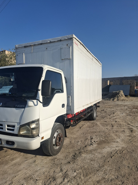 Isuzu sotiladi zur