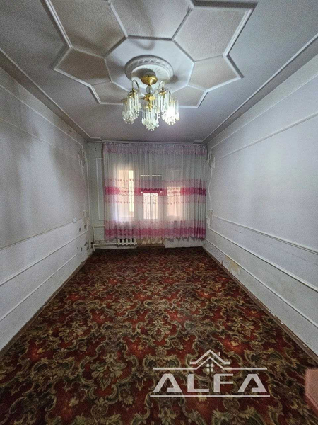 2 xonali 64m² 5-qavat sotiladi.