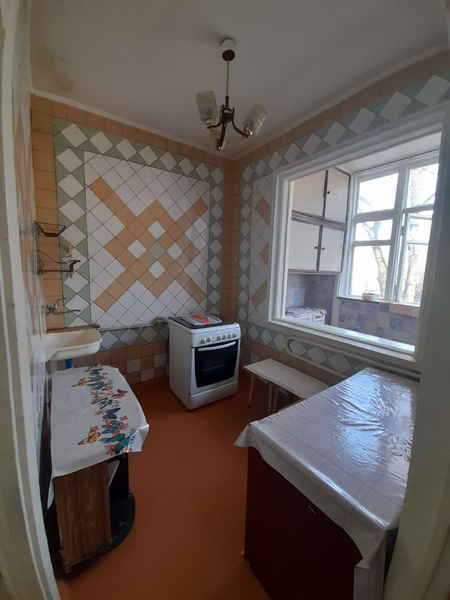 Ттз 2 Продается квартира 2/2/4 балкон 1.5×6 зеркалка