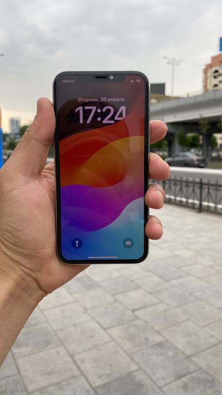 Model - Iphone 11 pro