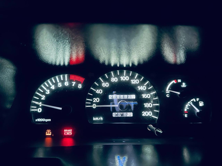 Nexia 1 DOHC sotiladi