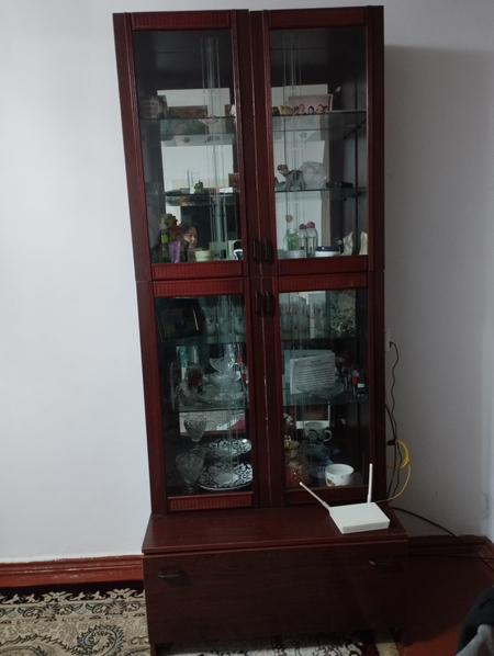 Продается стенка, 3 шкафа. В хорошем состоянии.