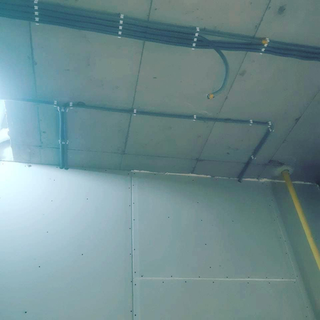 Sifatli Elektrika xizmati
