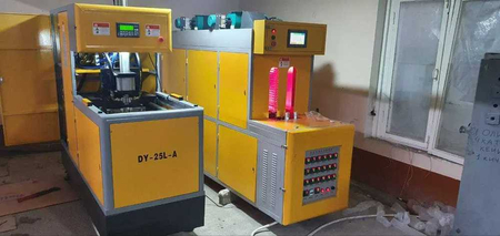 DIANYA Baklashka shishiradigan stanok 0.1-6L/Выдувной аппарат для ПЭТ