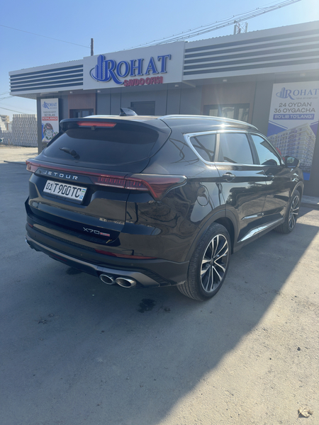 JETOUR X 70 plus