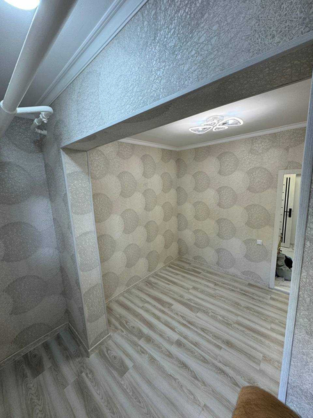 СРОЧНО !! Продается квартира в Яшнабаде 1/1/9 ( 42 кв/м ) Авиасозлар 2