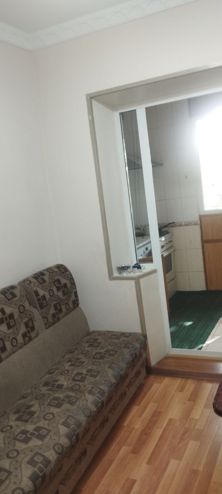 Arenda Farxandiskiy bazar 13 kv 2/5/5 350 Uye