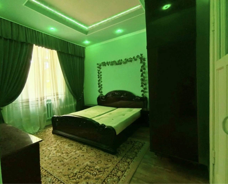 Arwnda uy beriladi yakkasaroy askiya bozor 2 xona 460$