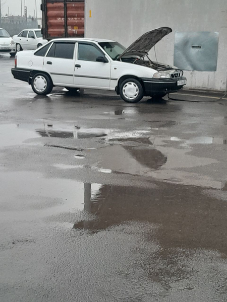 Нексия сотилади 2001