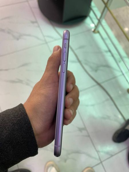Iphone 11 ( ideal)