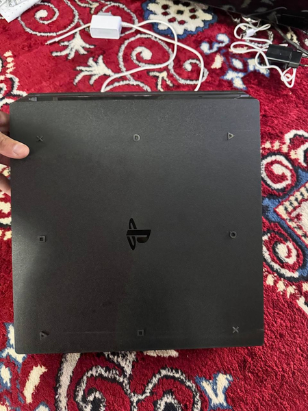 PlayStation4. Pro 1tb