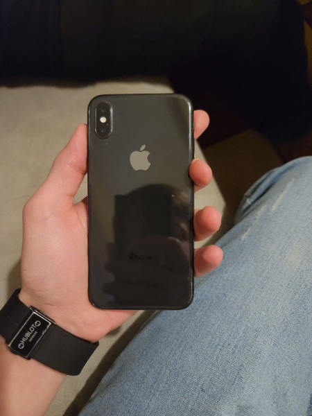 Продается iPhone X 64 gb