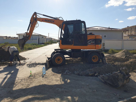 Rodex 77 sotiladi 30000$