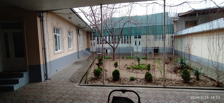 Uchtepa tumani Istirohat shoir ko'chasida 5,5 sotihli hovli uglavoyda