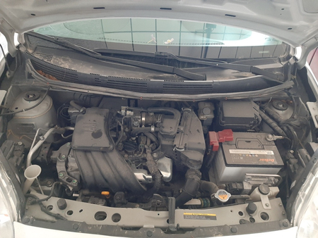 Nissan mikra год 2014 пробег 118000