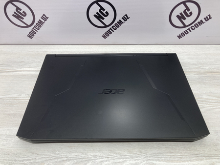 Acer NITRO 5 ideal Ryzen 5-5600H 8/512 gtx1650