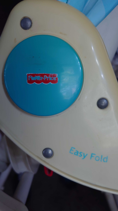 Стульчик для кормления Fisher Price Easy Fold