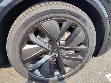 Li7 ултра 58500$
