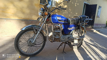 Kawasaki motorcycle sotiladi