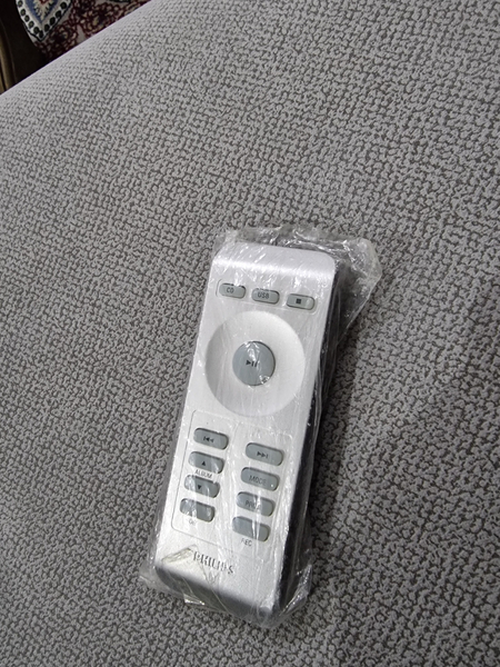 Продаётся пульт Philips!