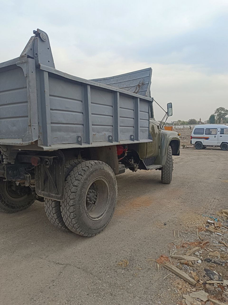 Zil 130  Mator URAL yengi qilingan