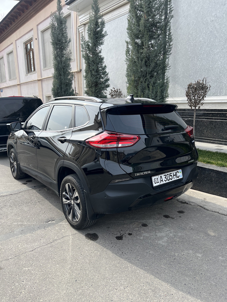 Tracker Premier 2023