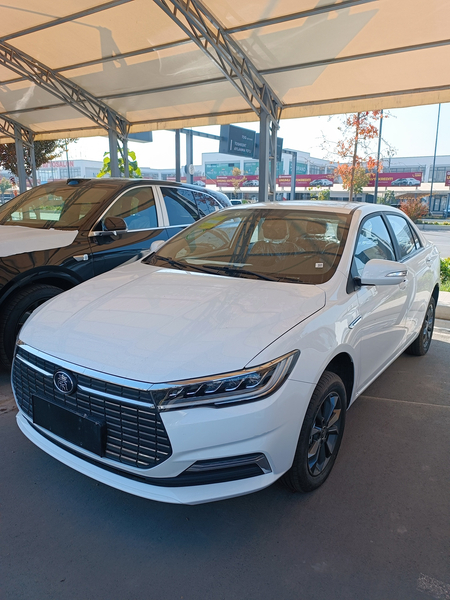 BYD QIN plus 500 km