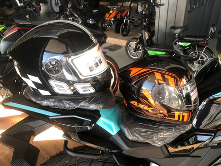 Moto, Scooter, Mopedlar uchun XL Shlemlar