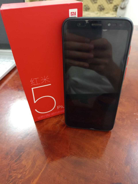 Xiaomi Redmi 5 Plus 3/32 Gb