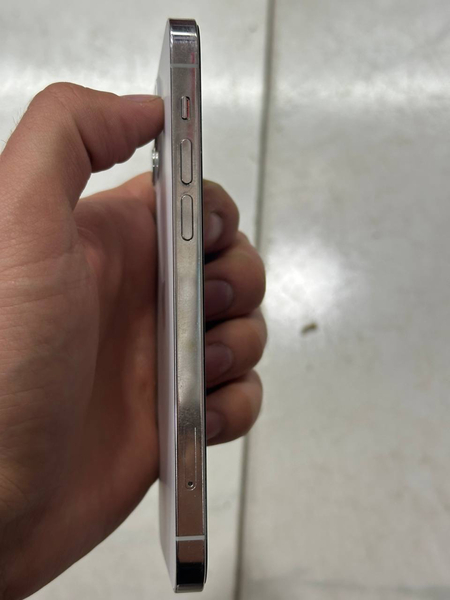 Iphone 12pro 256 sotiladi srochna