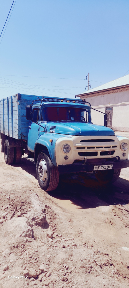 Zil 130 Sotildi mator karopkasi rossiyadan galgan tozo