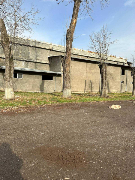 Пром база. Панельный. Кран балка 5 тонн.