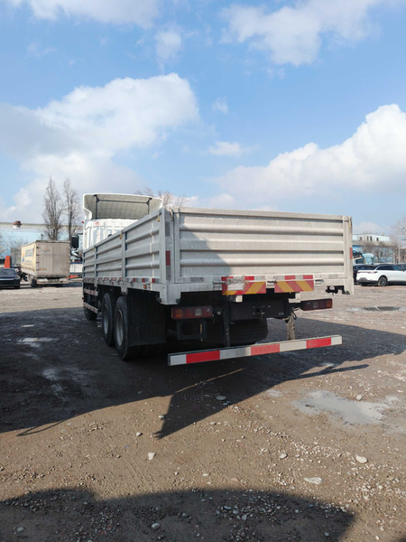 Shacman L3000 Бортовой 18 тонн (икки мост) 270 от кучи