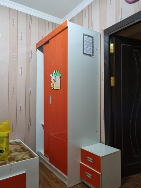 Продаётся 2 комплекта детской мебели