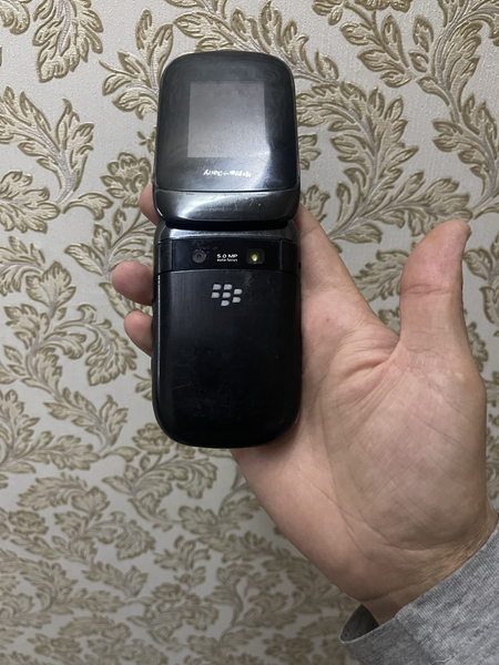 Blackberry 9670. .