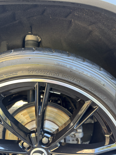 Продам диски ABT R20 9J 5x112 ET30 dia 66.6 с резиной