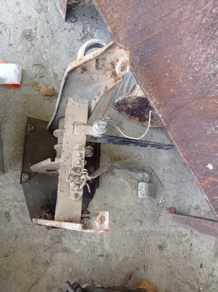 Uaz zapchaslari sotiladi 469