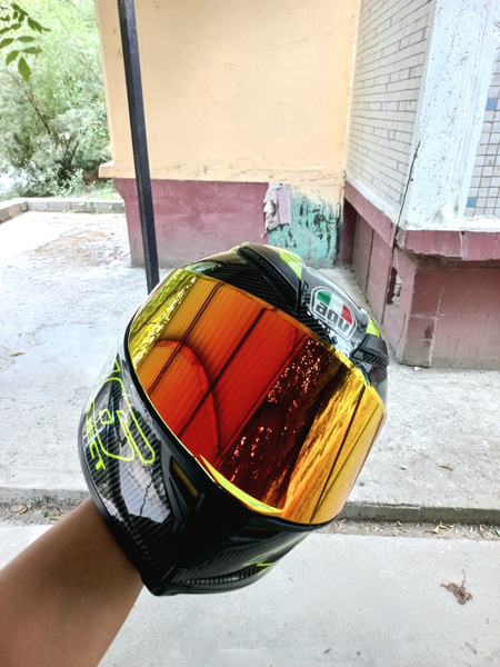 Продам качественные шлем