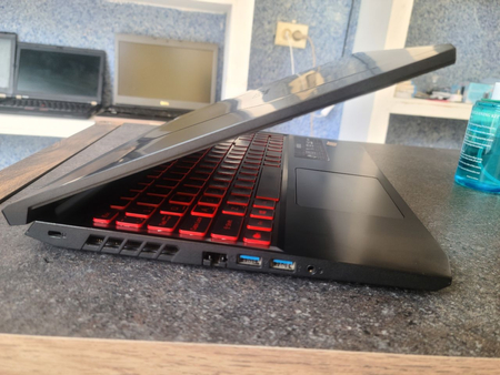 Acer Nitro Gaming core i7-11chi avlod/ RAM 16GB/ 256GB SSD/ RTX 3050