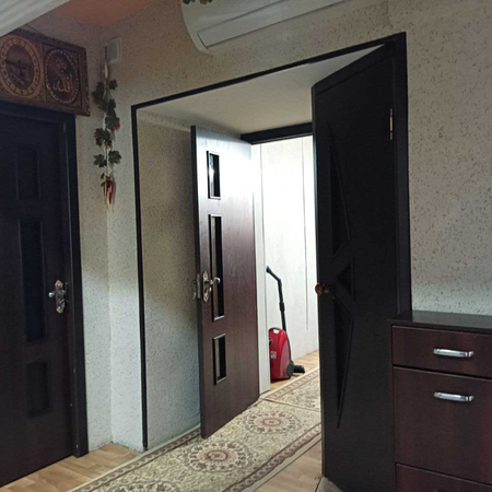 Срочно продается 5 ком. 111 м2 Юнусабад 3 за Универсамом(м999)