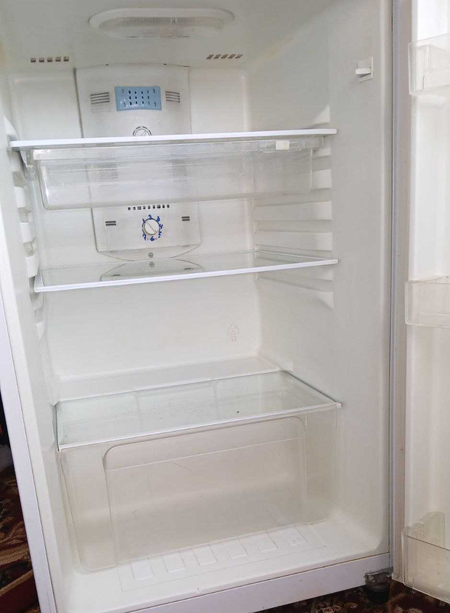 Midea xaladelnik