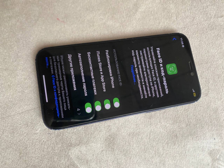Iphone 12mini pamyat128 yomkst 76 face ishlay di  ekran rodnoy