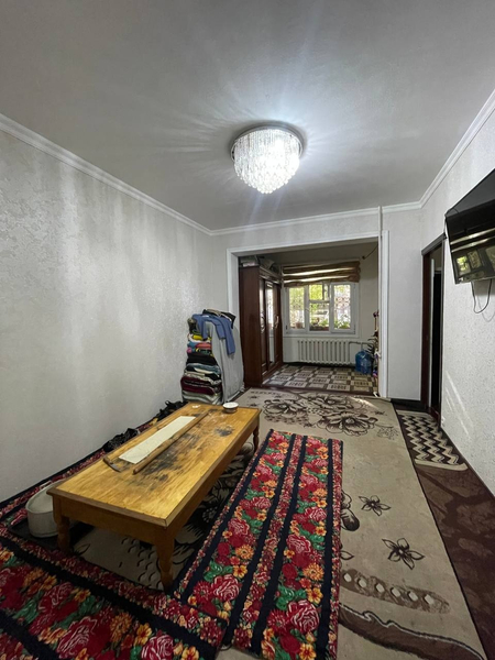 Продается квартира на Чиланзаре 7 квартале 2/1/4 бпл 1,5х3
