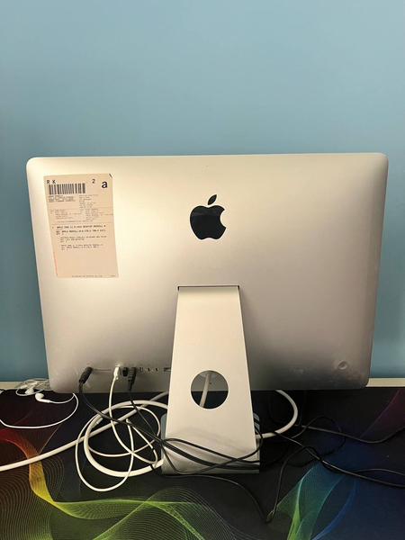 iMac 21.5″ MD093 i5 2.7 ГГц 2012