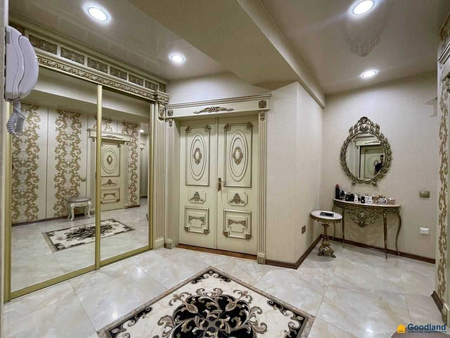Срочно продается квартира В Ташкенте ,Мирзо Улугбек (J2653)